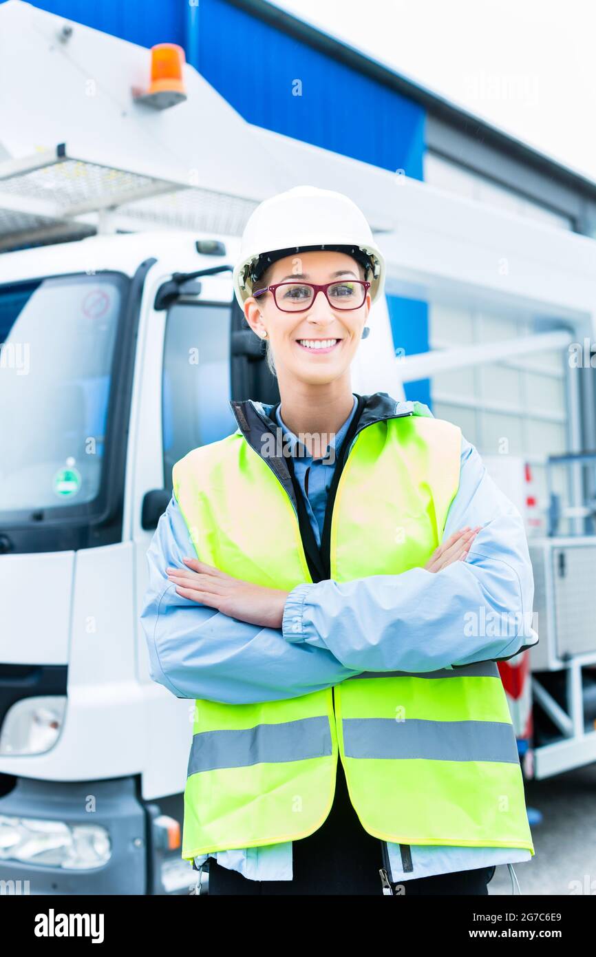 Female heavy equipment operator hi-res stock photography and images - Alamy
