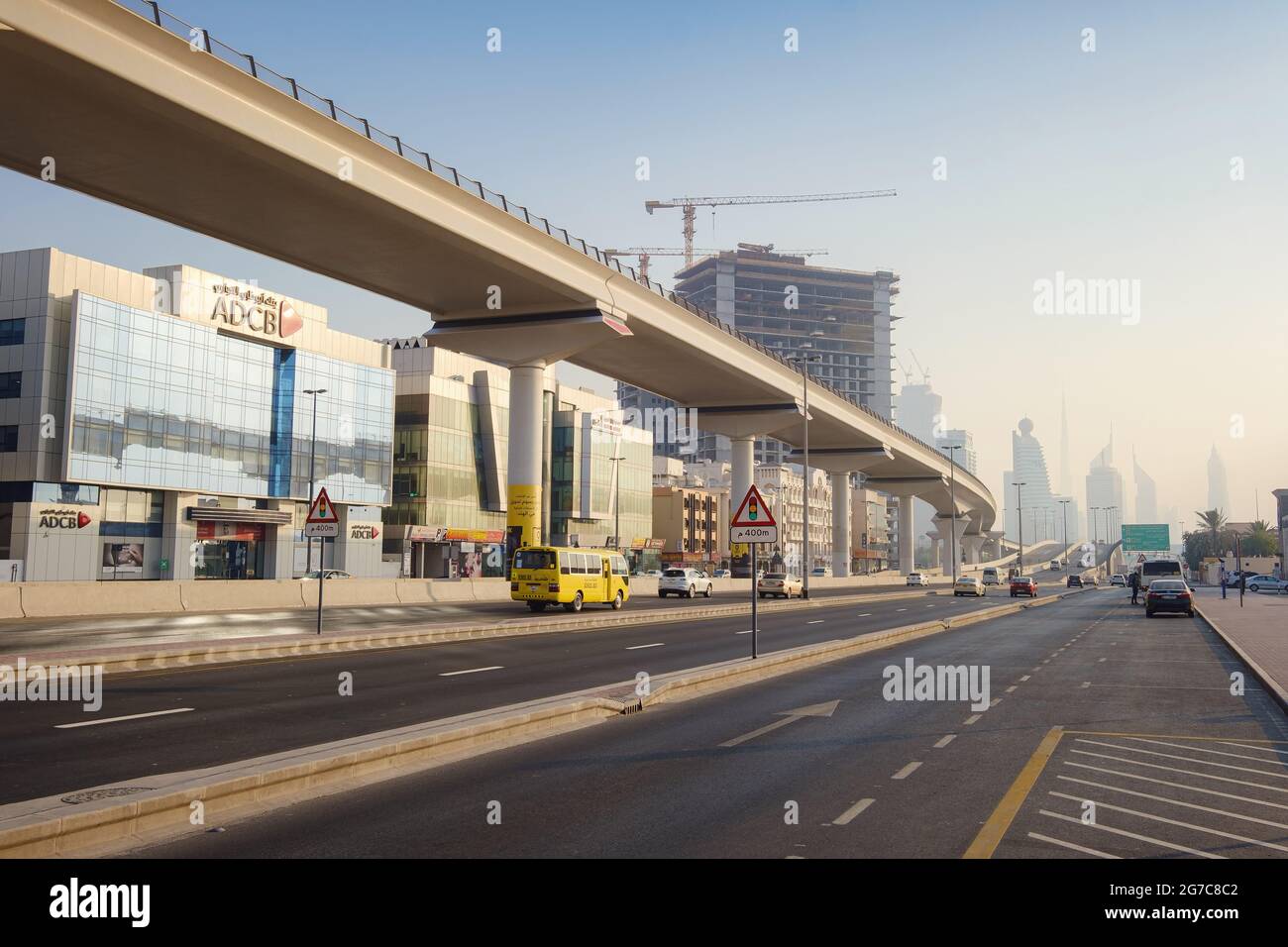 Uae dubai highway motorway construction hi-res stock photography and ...