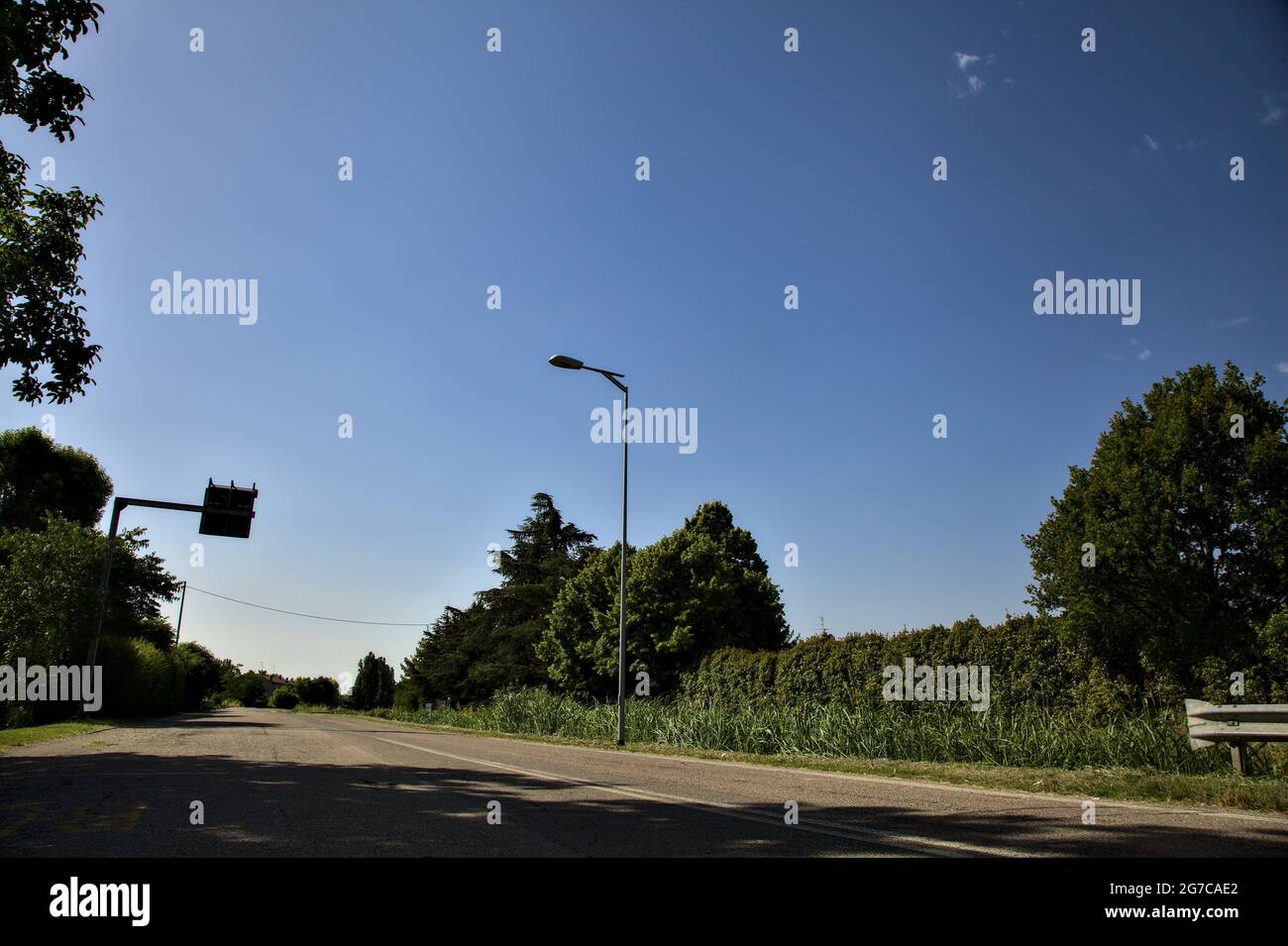 Road in the countryside in summer Stock Photo - Alamy