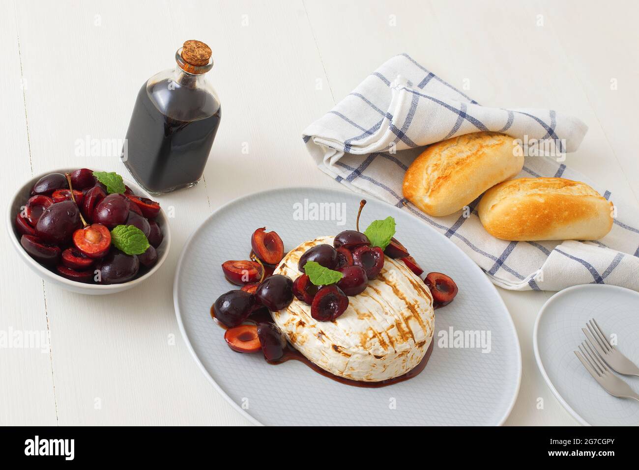 Grilled Camemberts cheese, cherries with honey and balsamic vinegar ...