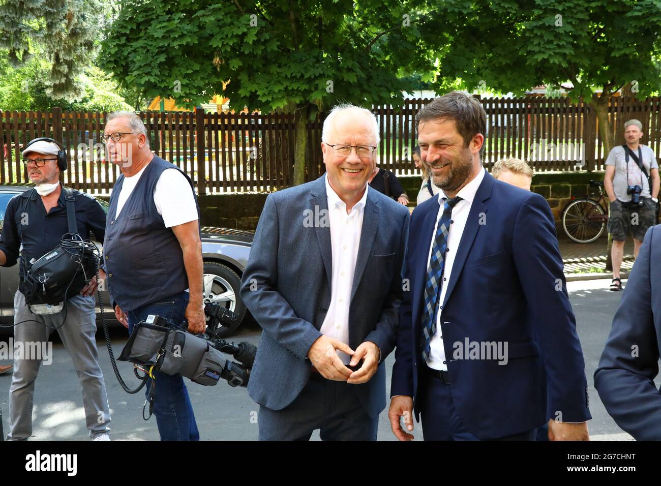 Matthias Lechner und Gerd Weise bei der feierlichen Eröffnung des Kulturforums Görlitzer ...