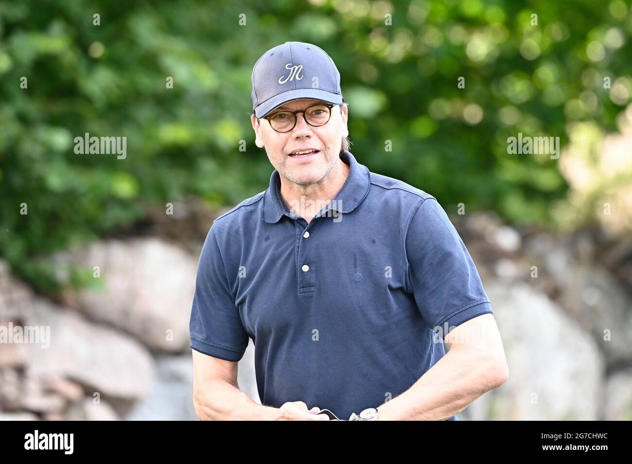 Prince Daniel playing in the Victoria golf tournament at Ekerum golf ...