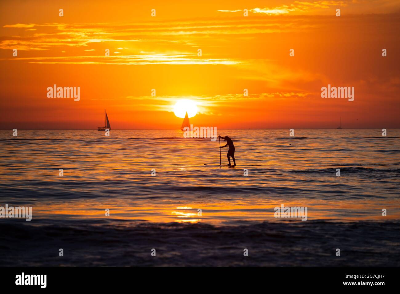 Paddleboard caribbean hi-res stock photography and images - Alamy