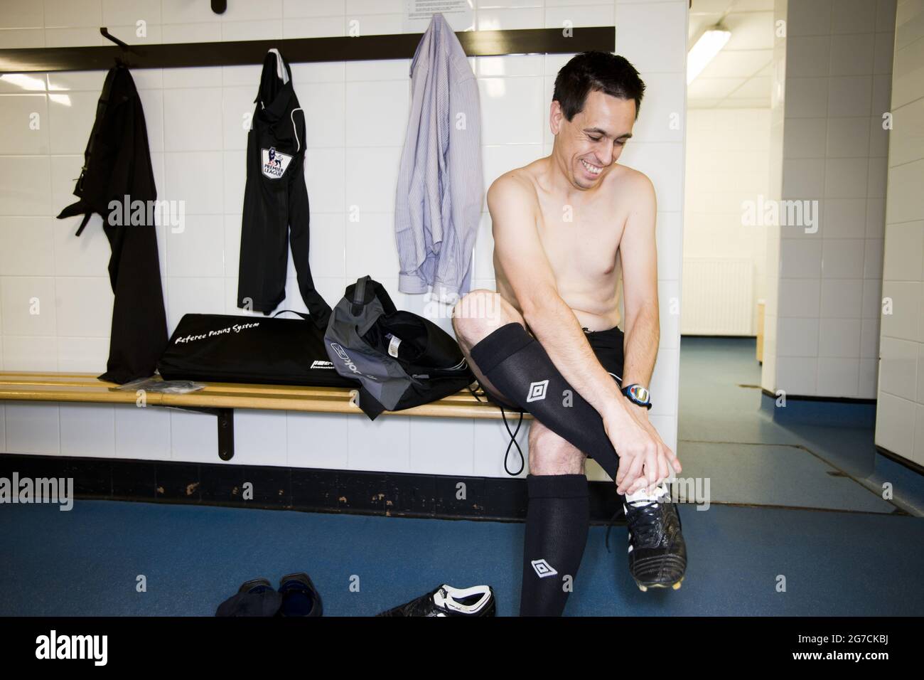 Gary Beswick linesman at Newcastle United Stock Photo - Alamy