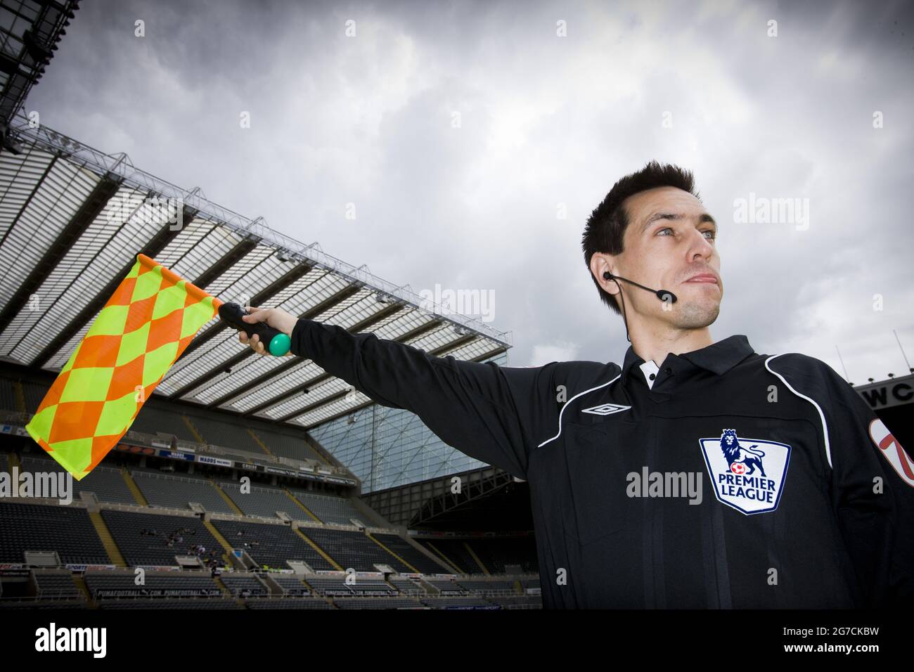 Gary Beswick linesman at Newcastle United Stock Photo - Alamy