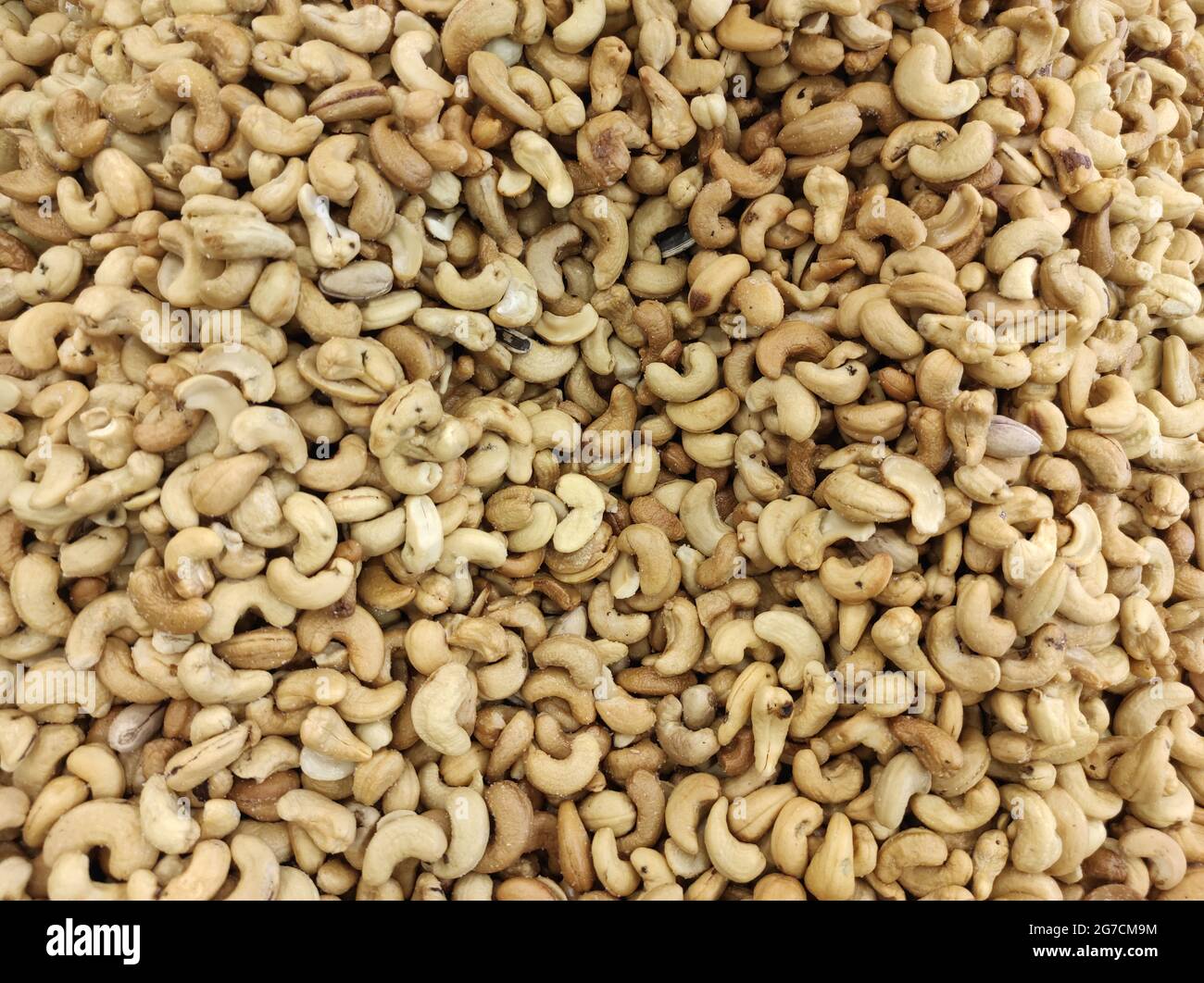 unshelled cashew nut stack texture Stock Photo - Alamy