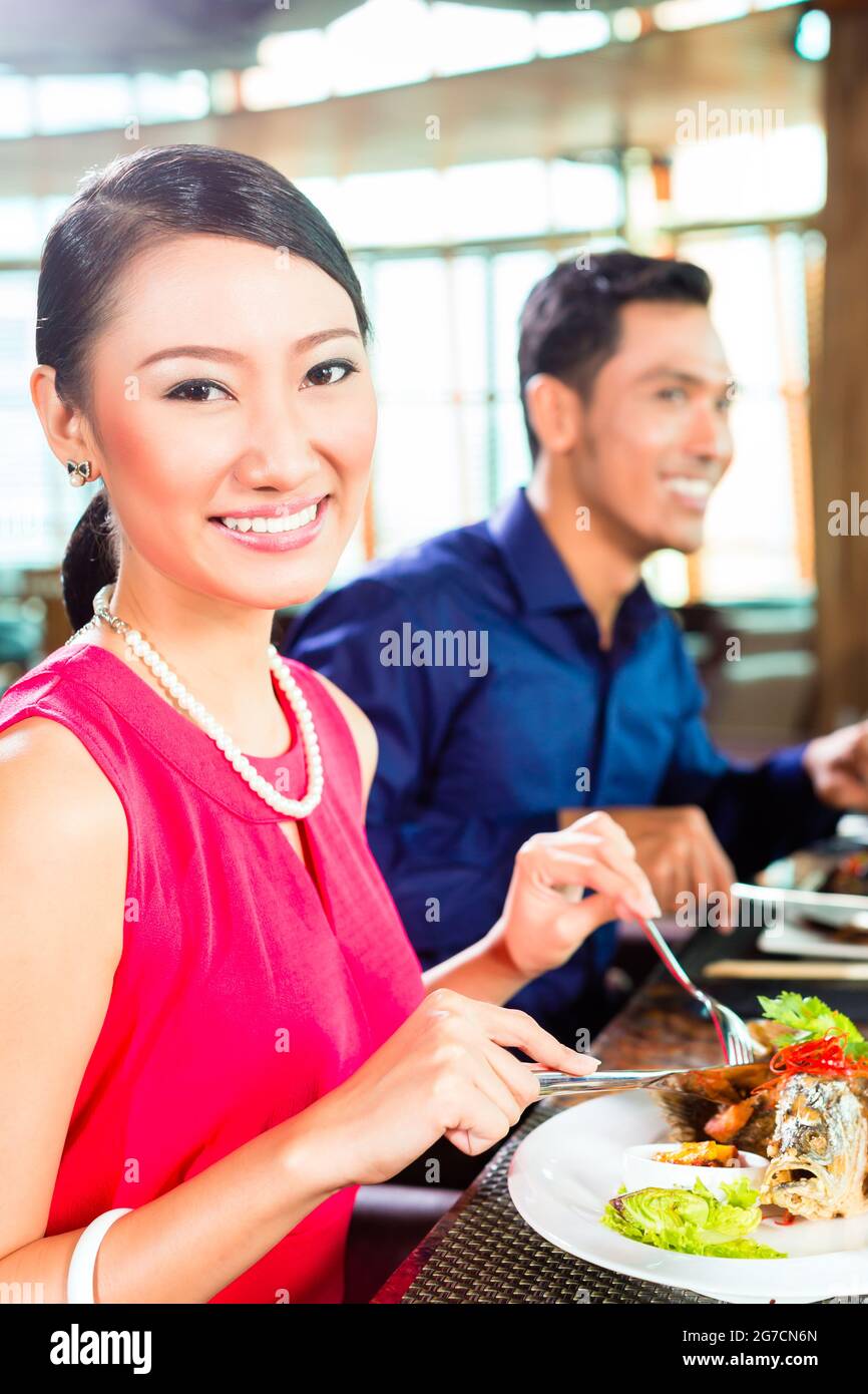 Group fancy restaurant hi-res stock photography and images - Alamy