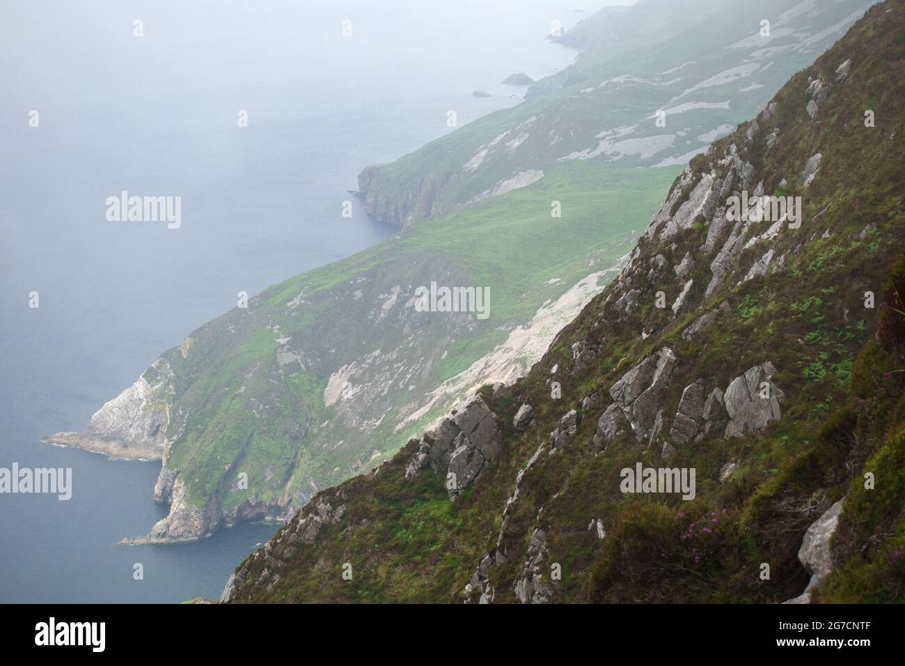 Slieve league irish sliabh liag hi-res stock photography and images - Alamy