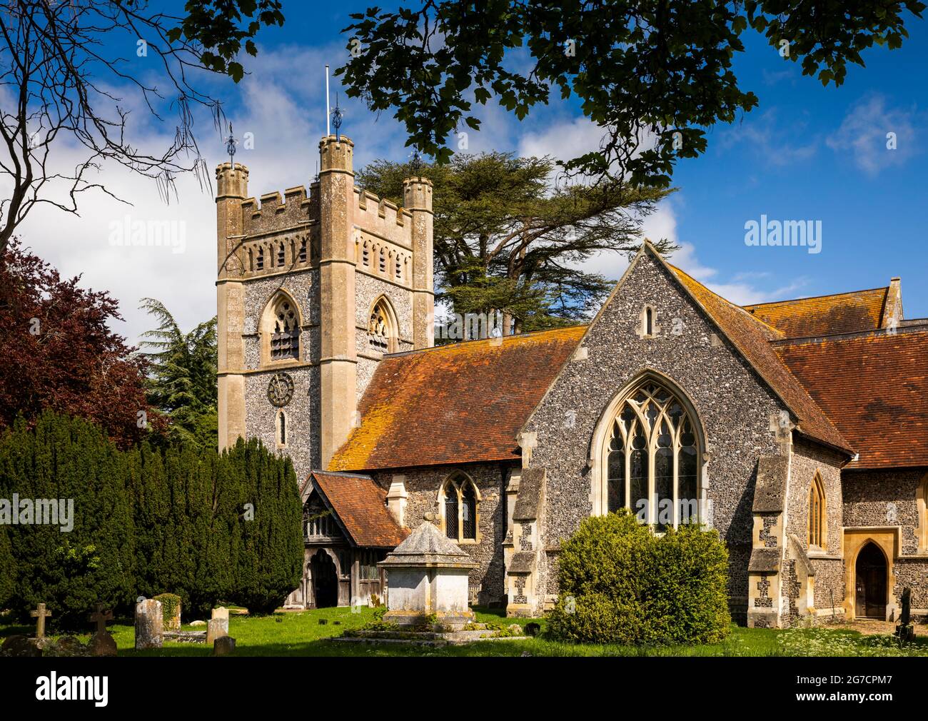 Quiet buckinghamshire village hi-res stock photography and images - Alamy