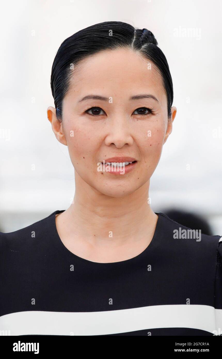 Linh dan pham hi-res stock photography and images - Alamy