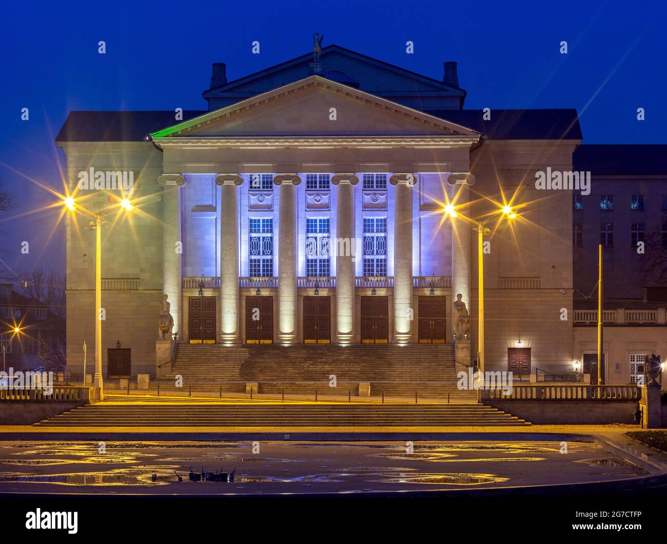 Poznan opera house hi-res stock photography and images - Alamy