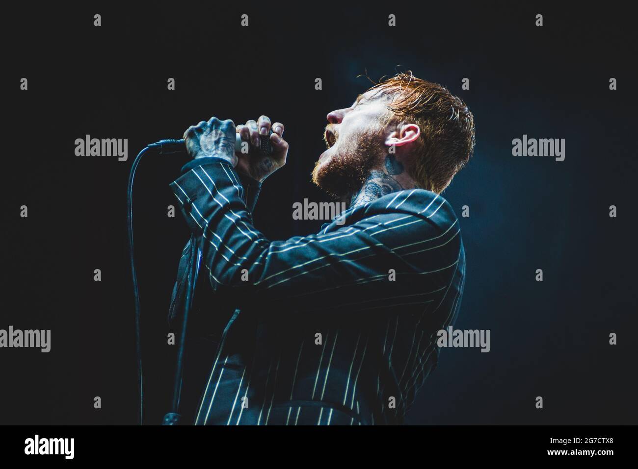 Frank carter singer hi-res stock photography and images - Alamy