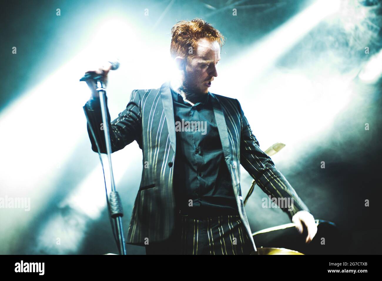 Frank carter singer hi-res stock photography and images - Alamy