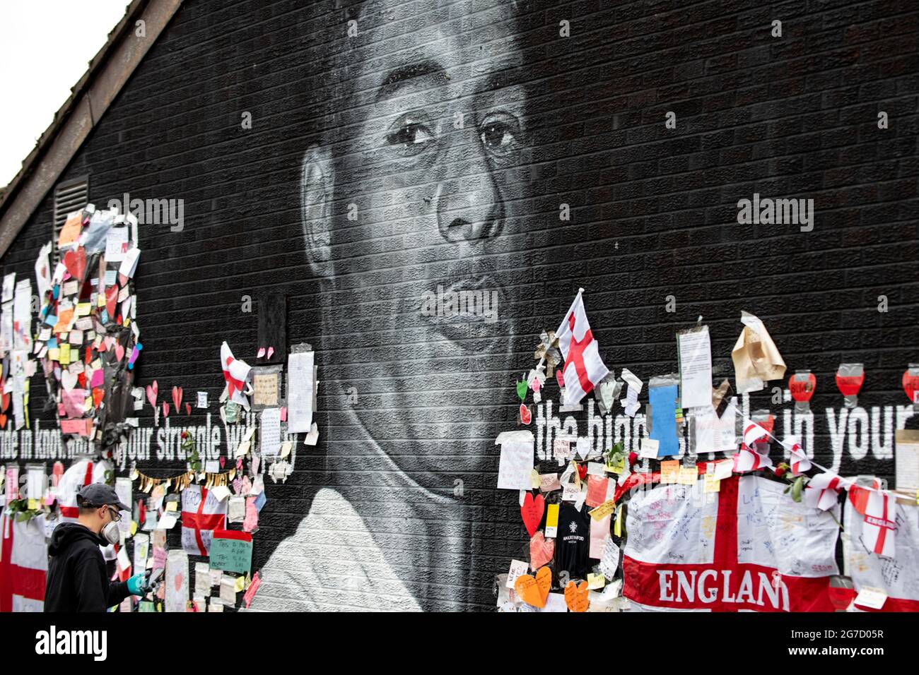 Marcus rashford mural repair hi-res stock photography and images - Alamy
