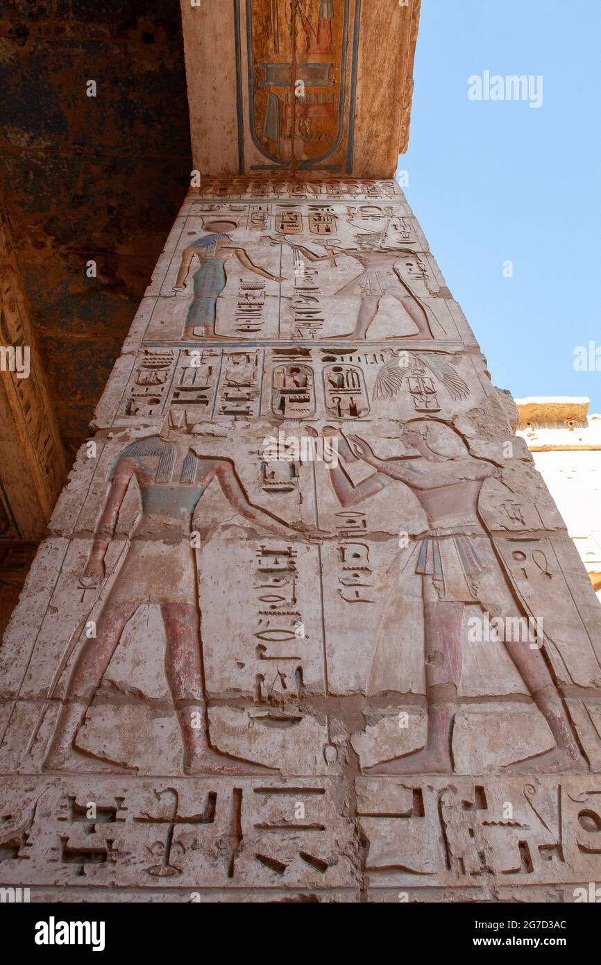Medinet habu peristyle hi-res stock photography and images - Alamy