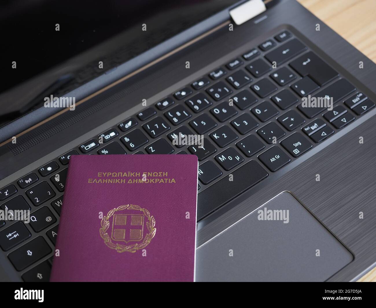 Greek keyboard hi-res stock photography and images - Alamy