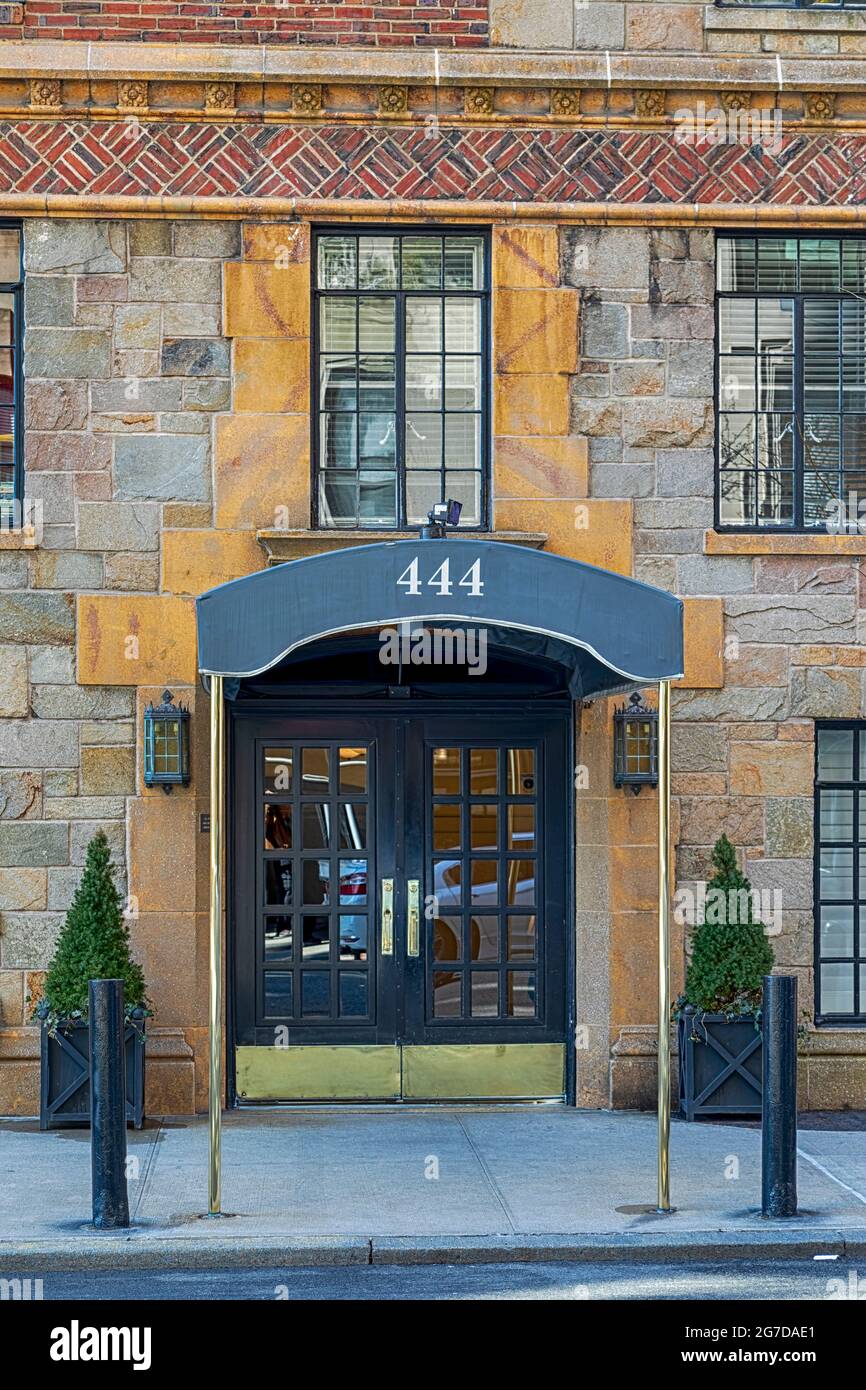 New york 52nd street hi-res stock photography and images - Alamy