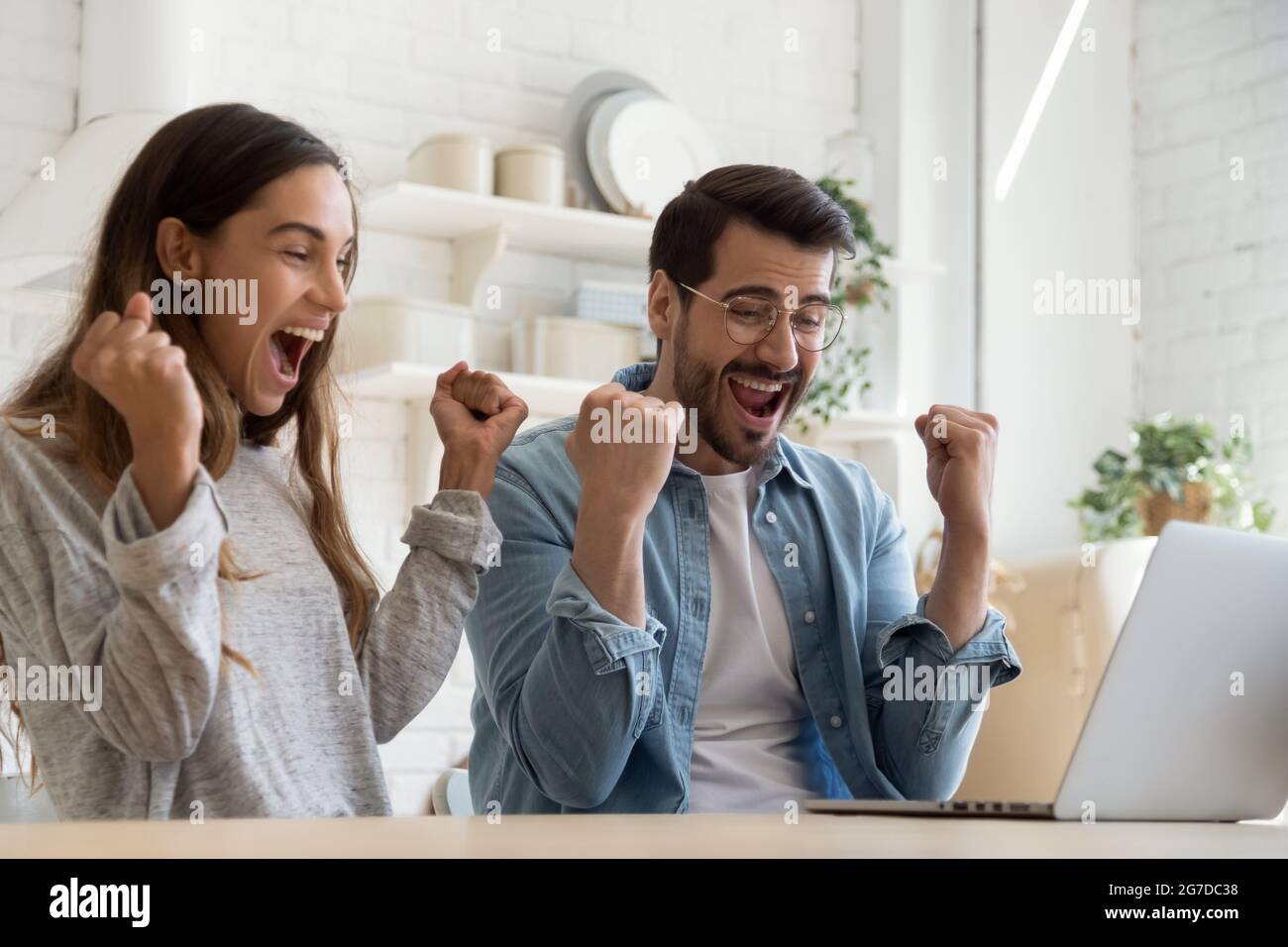 Couple celebrate lottery win hi-res stock photography and images - Alamy