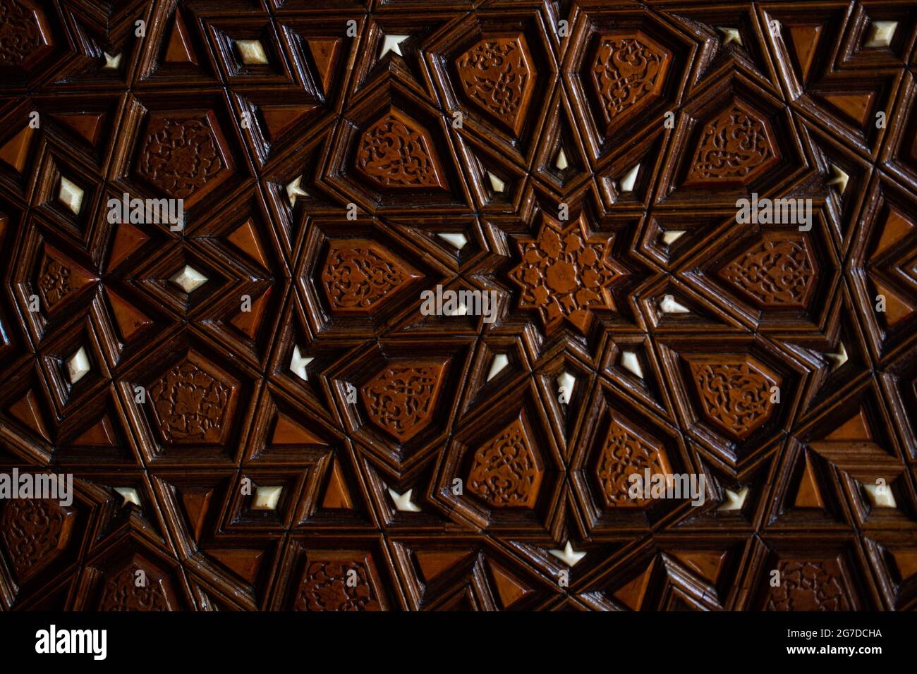 Girih hi-res stock photography and images - Alamy