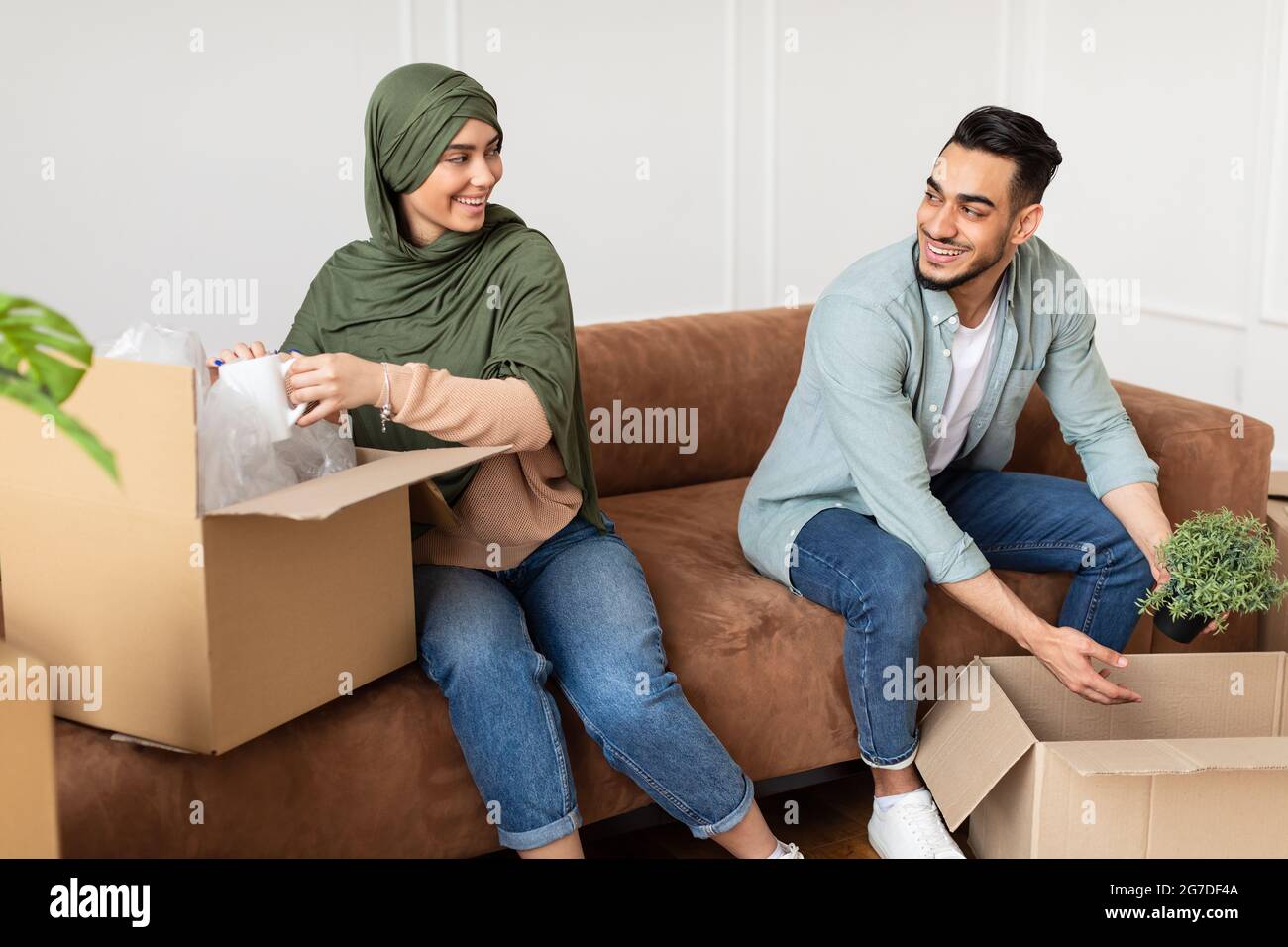 Arab house packing hi-res stock photography and images - Alamy