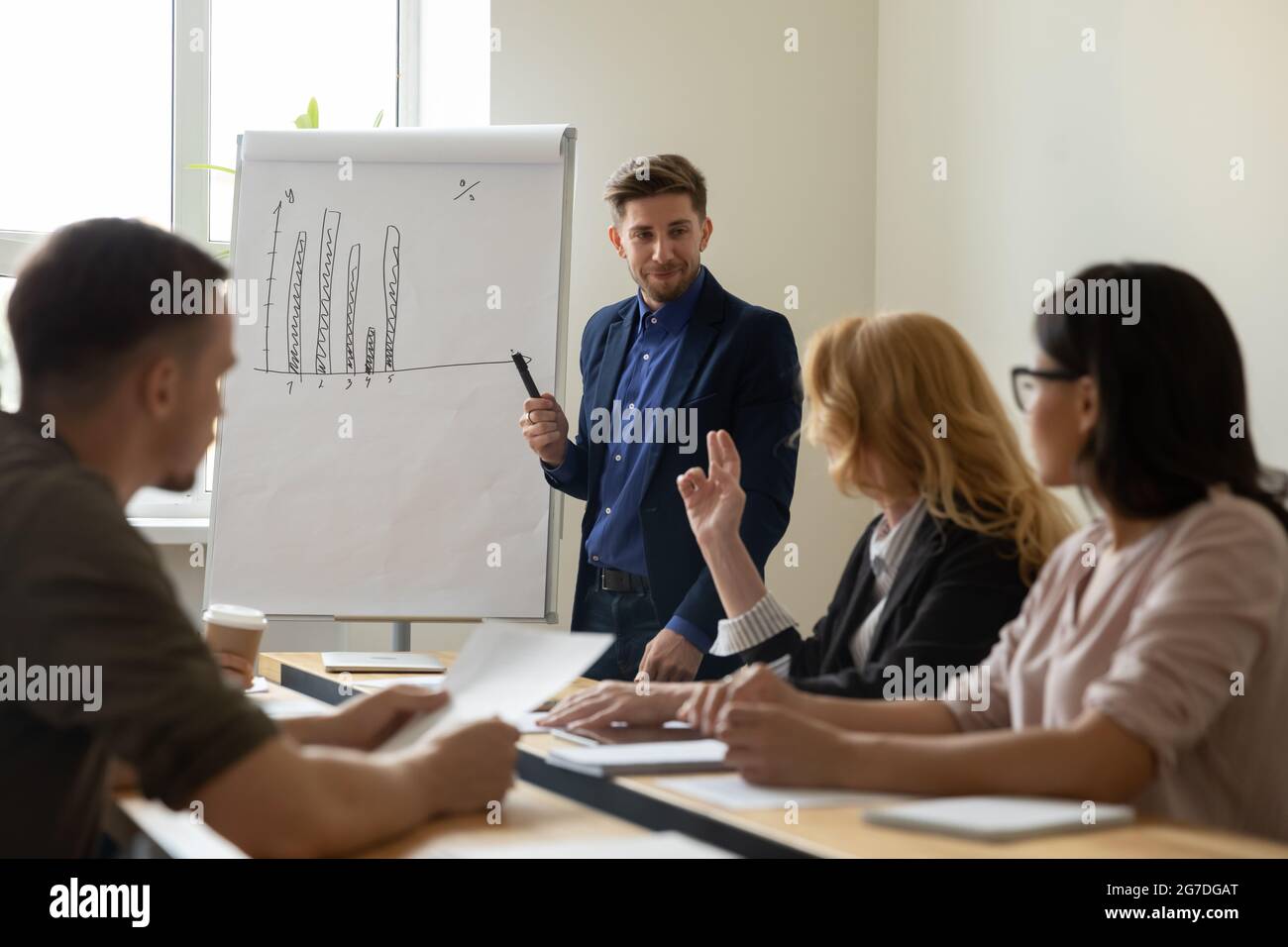 Leader workshop hi-res stock photography and images - Alamy