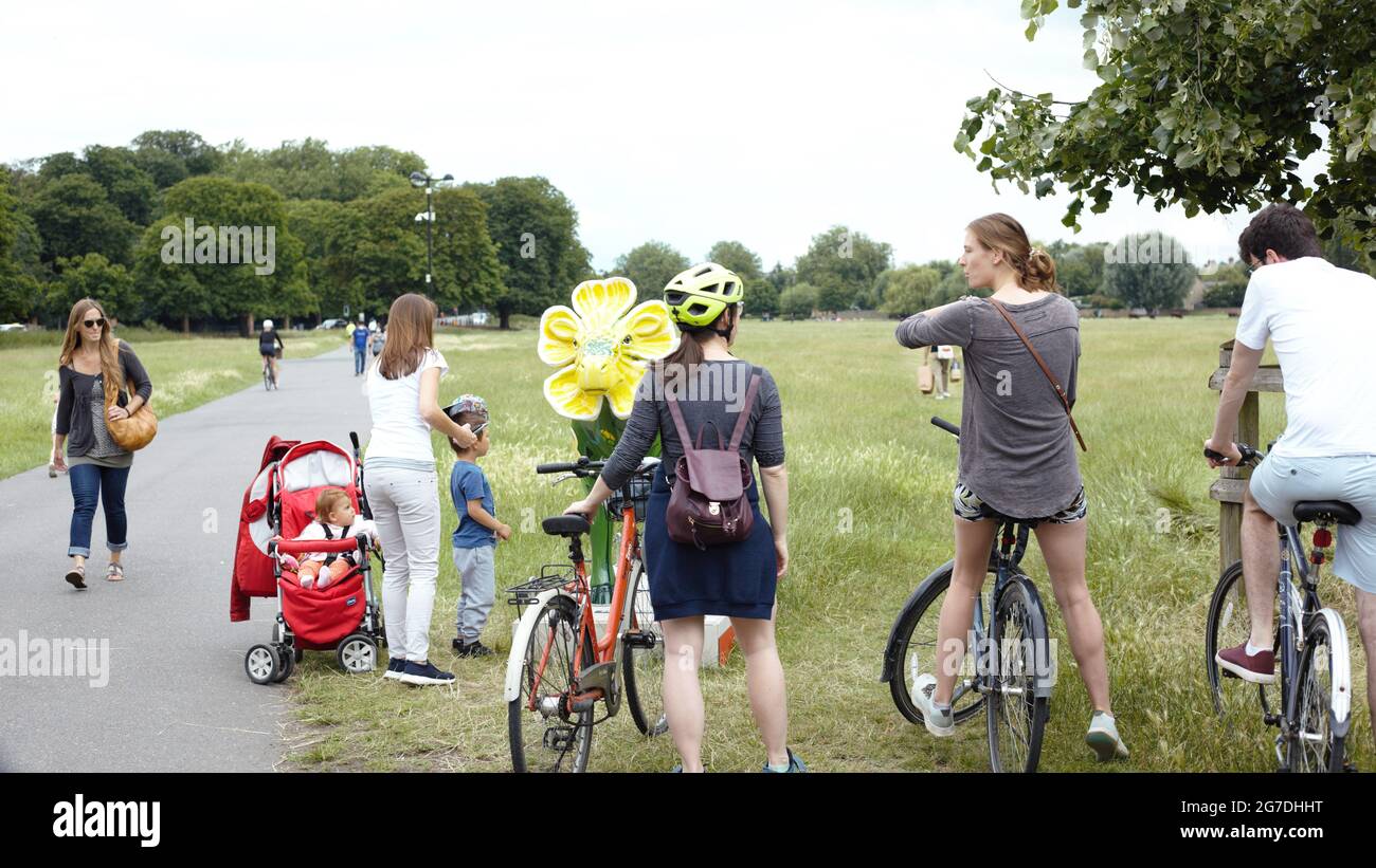 Family days out cambridge hi-res stock photography and images - Alamy