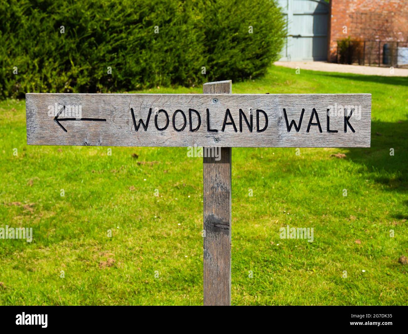 Signpost to the Woodland Walk at the Wynyard Hall near the edible ...