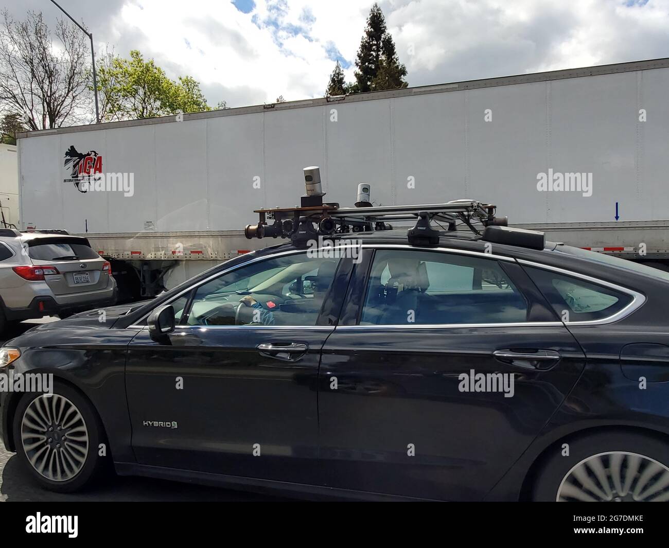 2000s car driving hi-res stock photography and images - Alamy