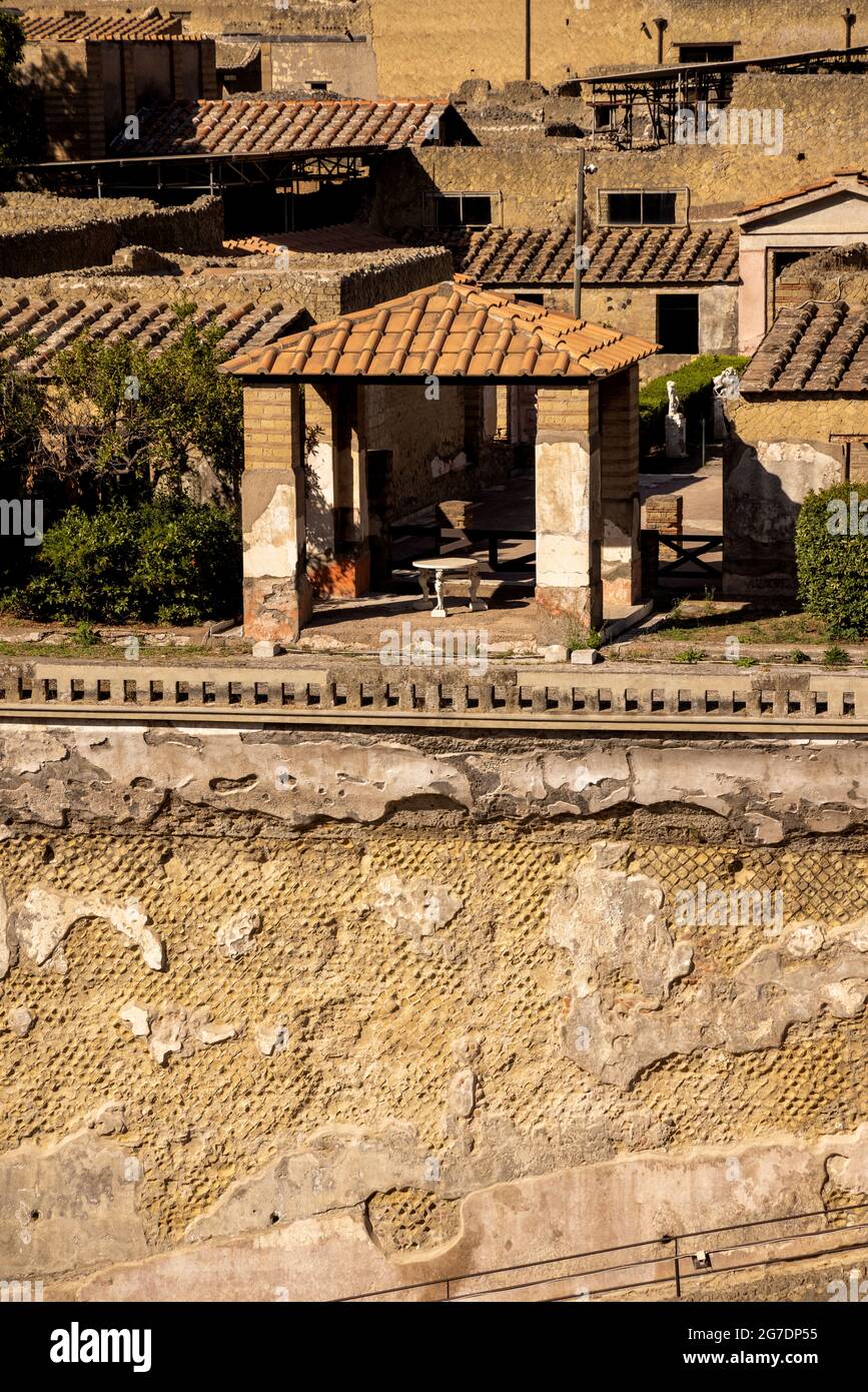 Ruins, streets and buildings of ancient roman town Ercolano ...