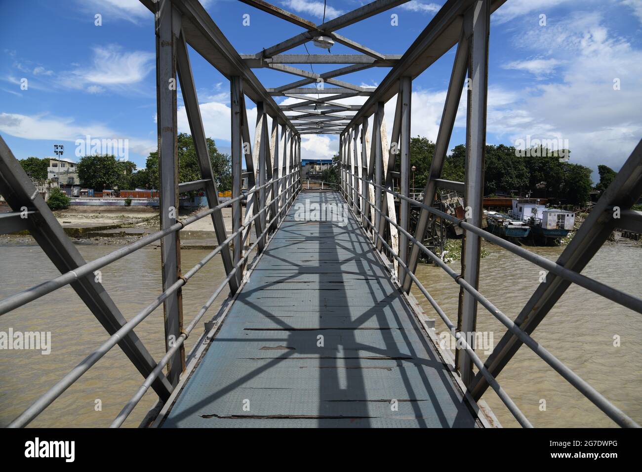 Shibpur ferry ghat jetty on the Ganges. Howrah, India Stock Photo - Alamy