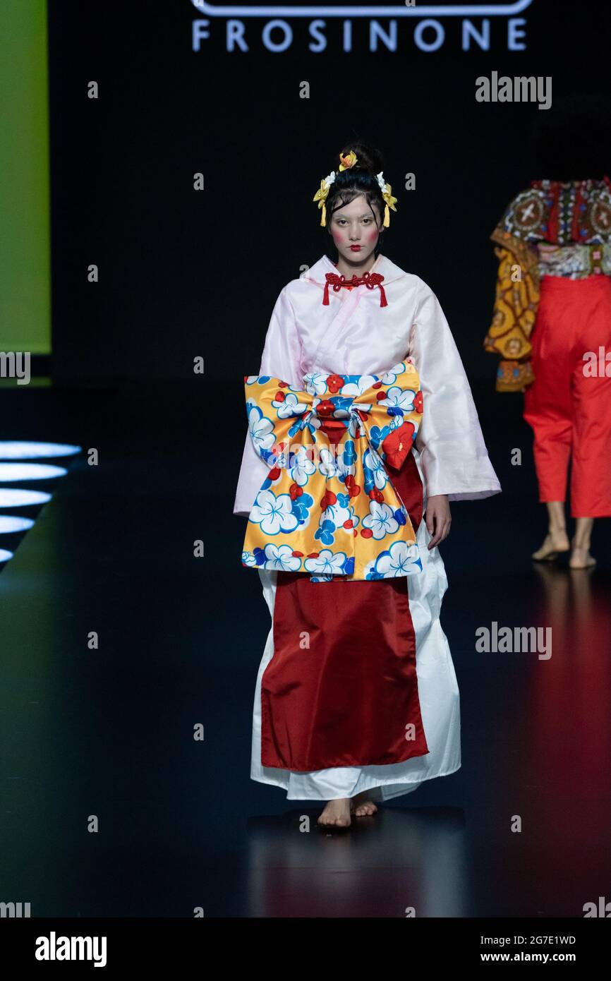 Roma - Models catwalk in Cinecittà Studios for AltaRoma 2021 Stock ...