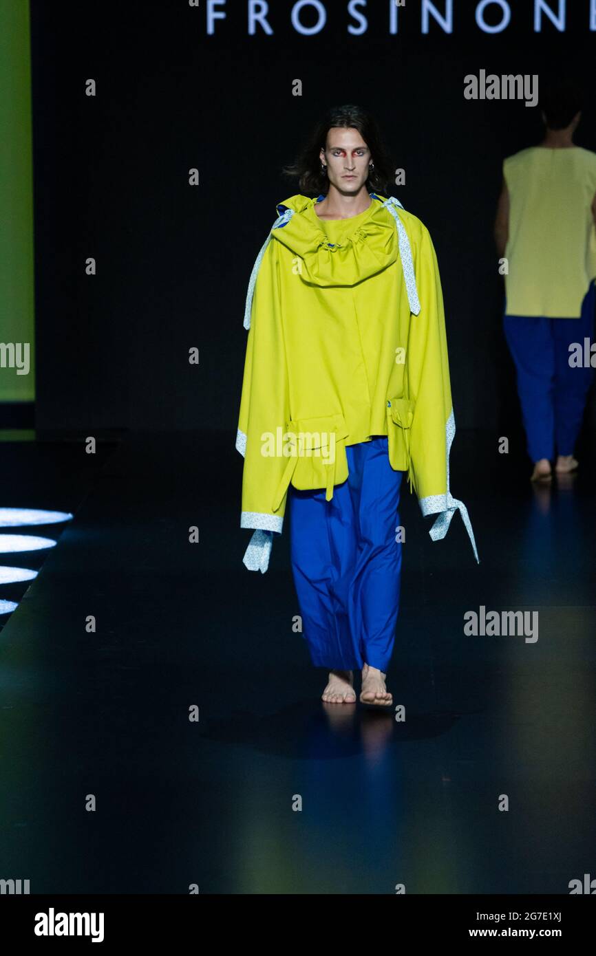 Roma - Models catwalk in Cinecittà Studios for AltaRoma 2021 Stock ...