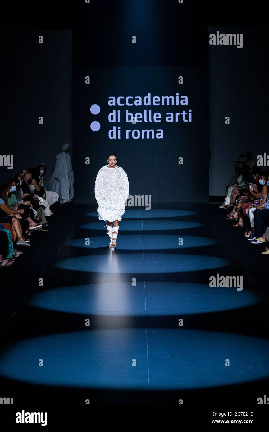 Roma - Models catwalk in Cinecittà Studios for AltaRoma 2021 Stock ...