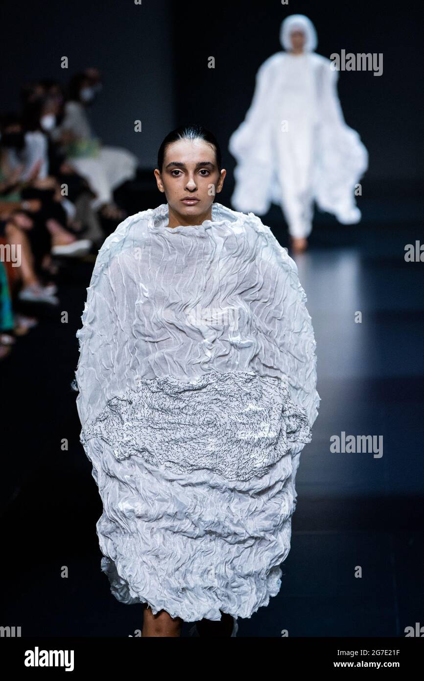 Roma - Models catwalk in Cinecittà Studios for AltaRoma 2021 Stock ...