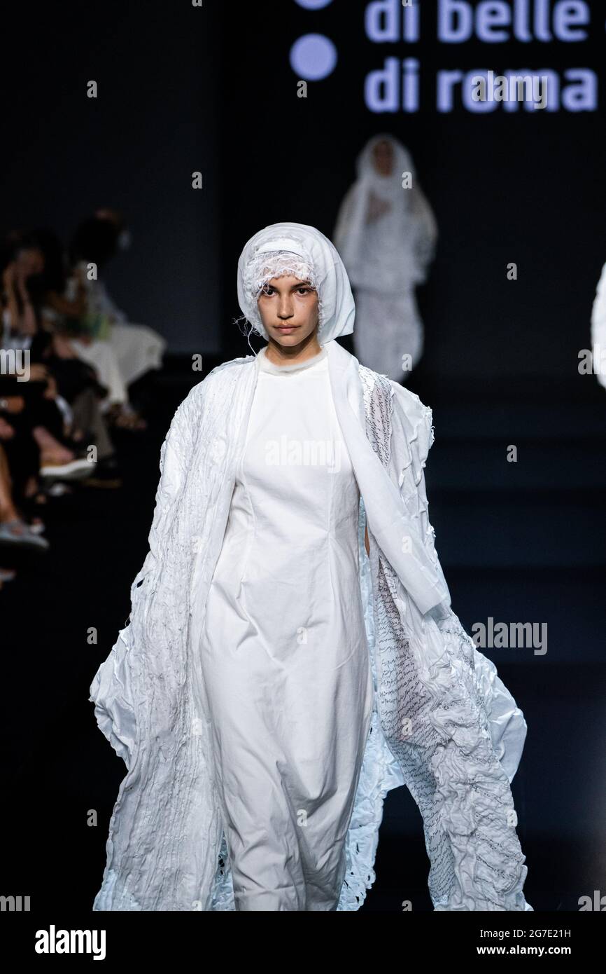 Roma - Models catwalk in Cinecittà Studios for AltaRoma 2021 Stock ...