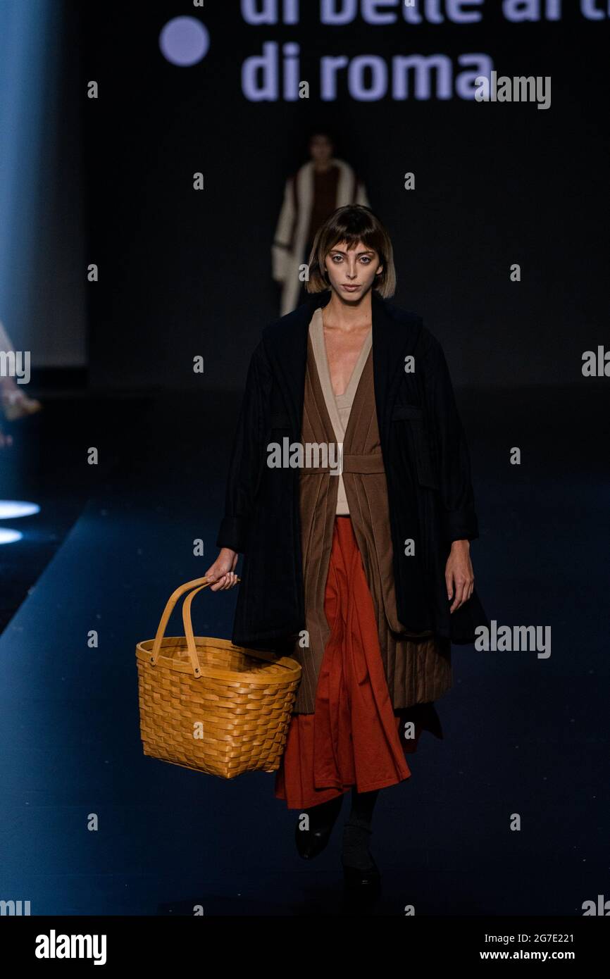 Roma - Models catwalk in Cinecittà Studios for AltaRoma 2021 Stock ...
