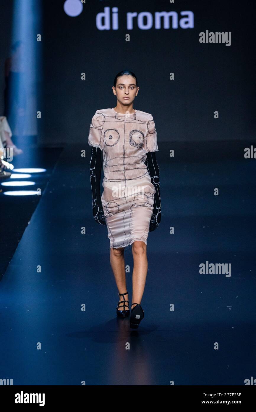 Roma - Models catwalk in Cinecittà Studios for AltaRoma 2021 Stock ...