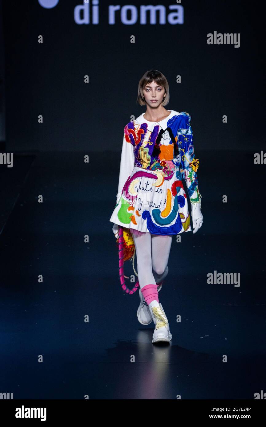 Roma - Models catwalk in Cinecittà Studios for AltaRoma 2021 Stock ...