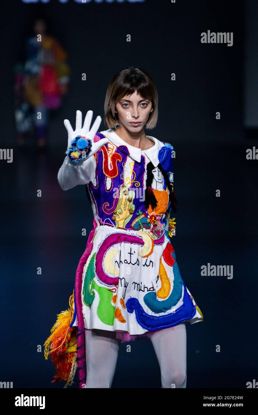 Roma - Models catwalk in Cinecittà Studios for AltaRoma 2021 Stock ...