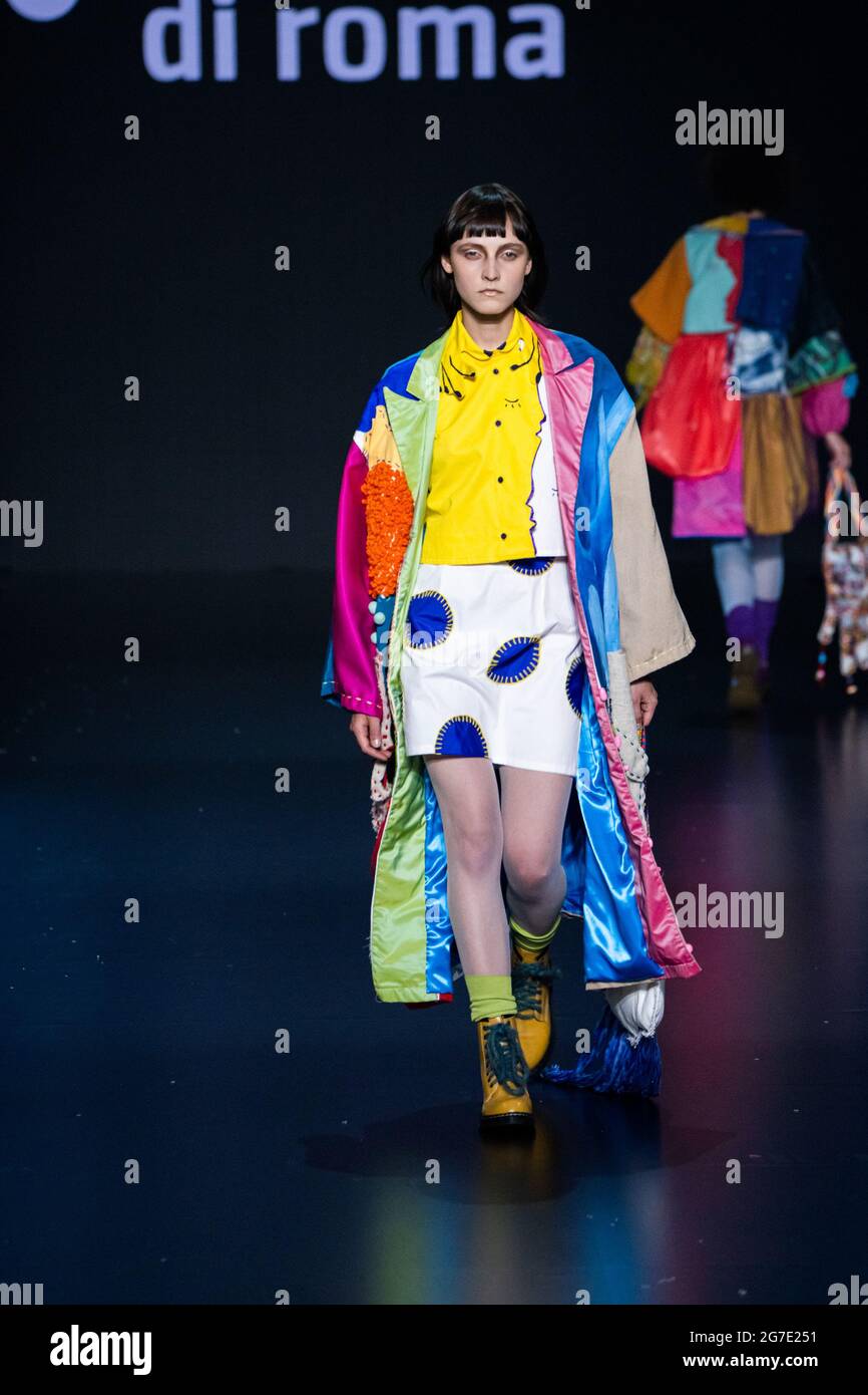 Roma - Models catwalk in Cinecittà Studios for AltaRoma 2021 Stock ...