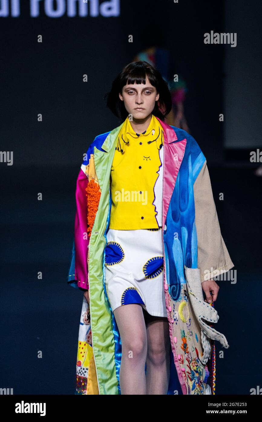 Roma - Models catwalk in Cinecittà Studios for AltaRoma 2021 Stock ...