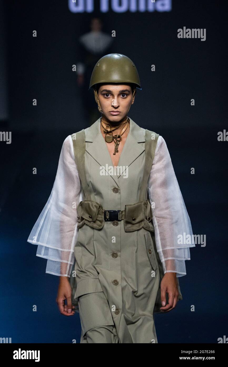 Roma - Models catwalk in Cinecittà Studios for AltaRoma 2021 Stock ...