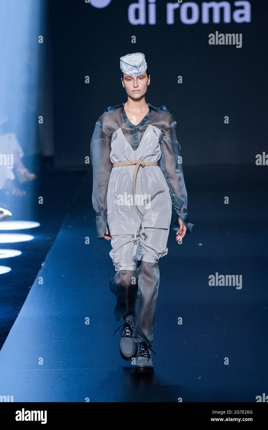 Roma - Models catwalk in Cinecittà Studios for AltaRoma 2021 Stock ...