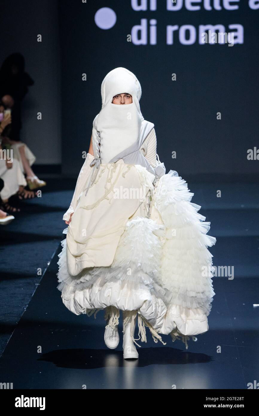 Roma - Models catwalk in Cinecittà Studios for AltaRoma 2021 Stock ...