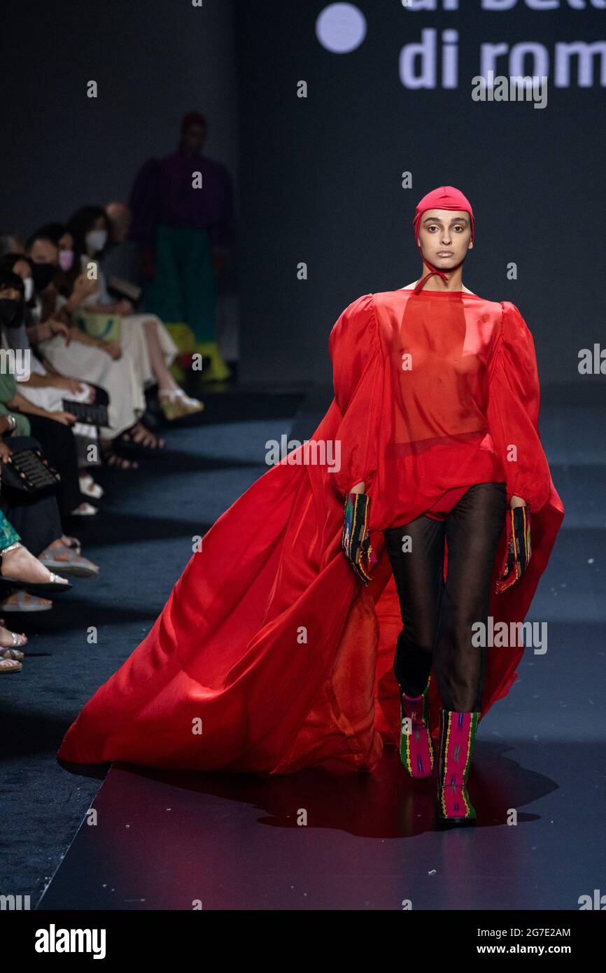 Roma - Models catwalk in Cinecittà Studios for AltaRoma 2021 Stock ...