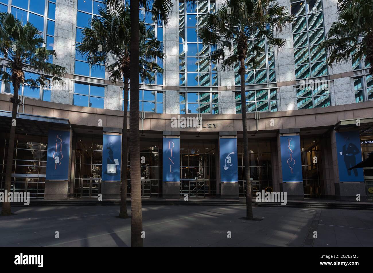 Entrance to Chifley Tower, Sydney during the Covid-19 Lockdowns, Sydney ...