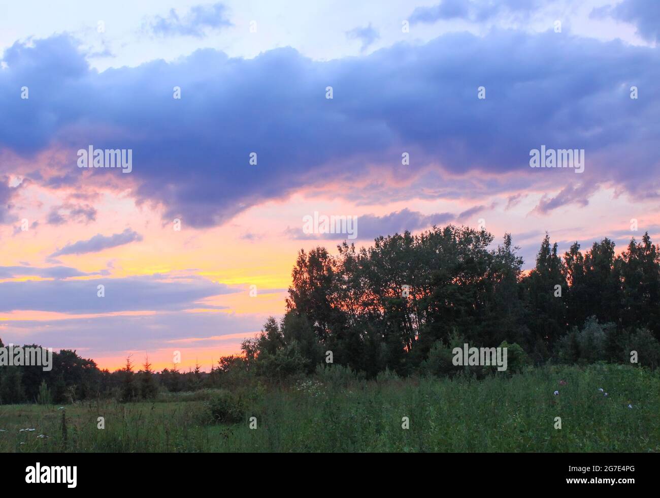 Sunset sky background. Beautiful summer landscape in countryside Stock ...