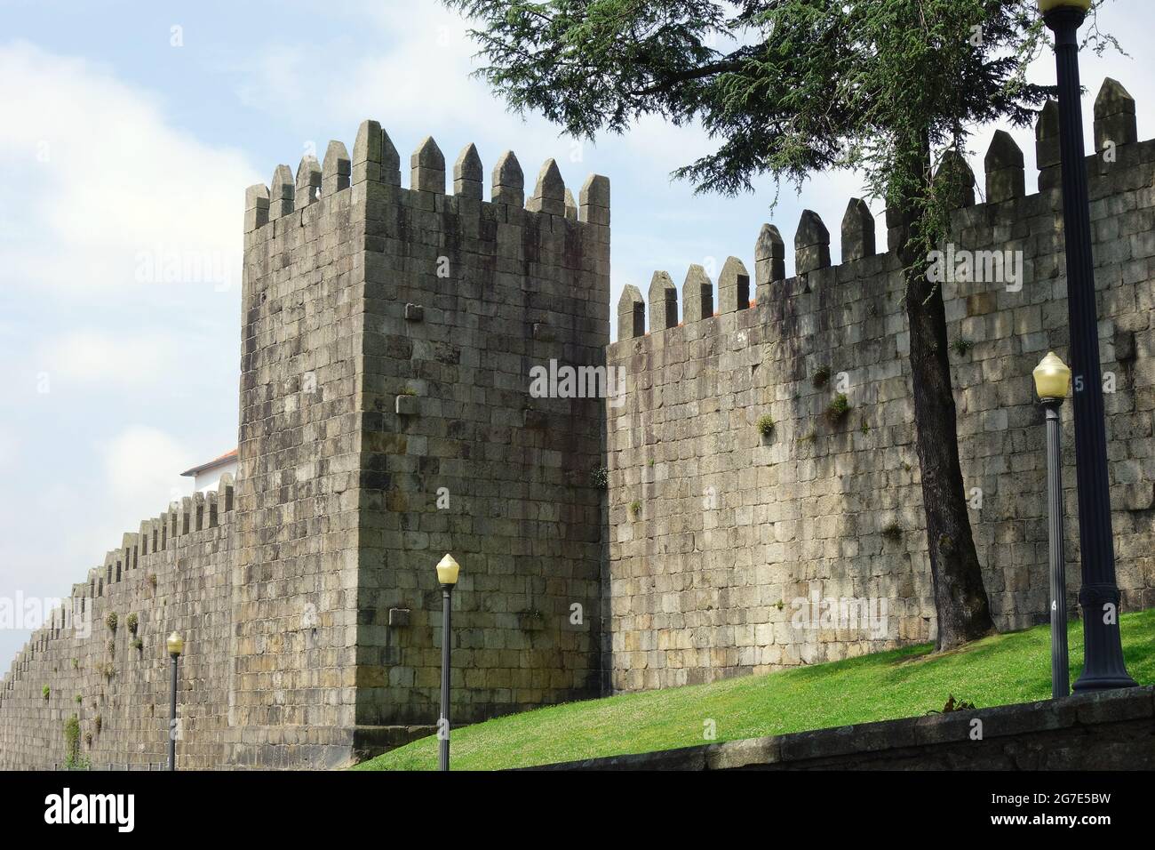 Fernandine Walls, Walls of Dom Fernando, Muralhas Fernandinas, Porto ...