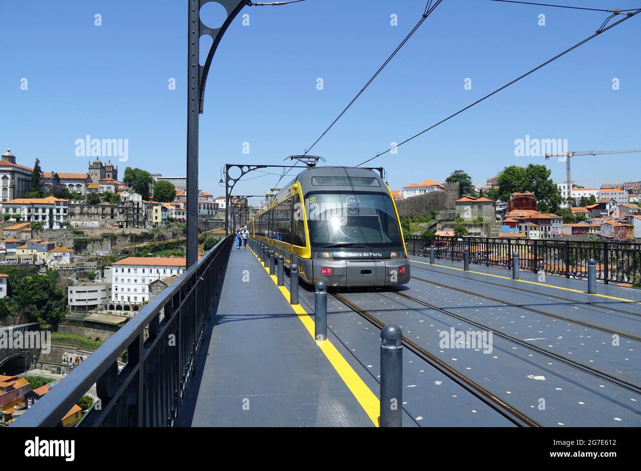 Train crossing Dom Luís I Bridge, Porto Metro, Metro do Porto, Portugal ...