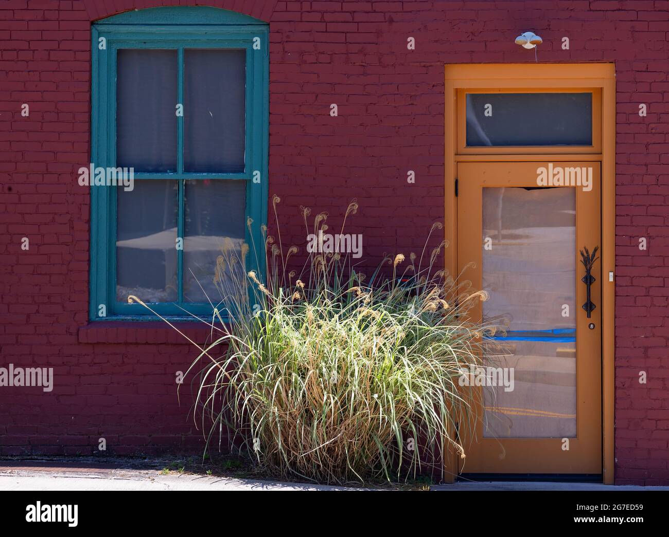 Colorful window frames hi-res stock photography and images - Alamy